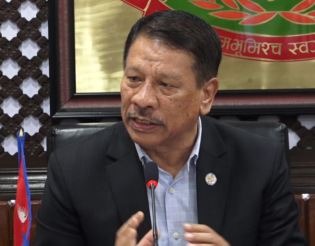 merolagani - जग्गा तथा आवास व्यवसायीले भेटे कार्यवाहक प्रधानमन्त्री ...